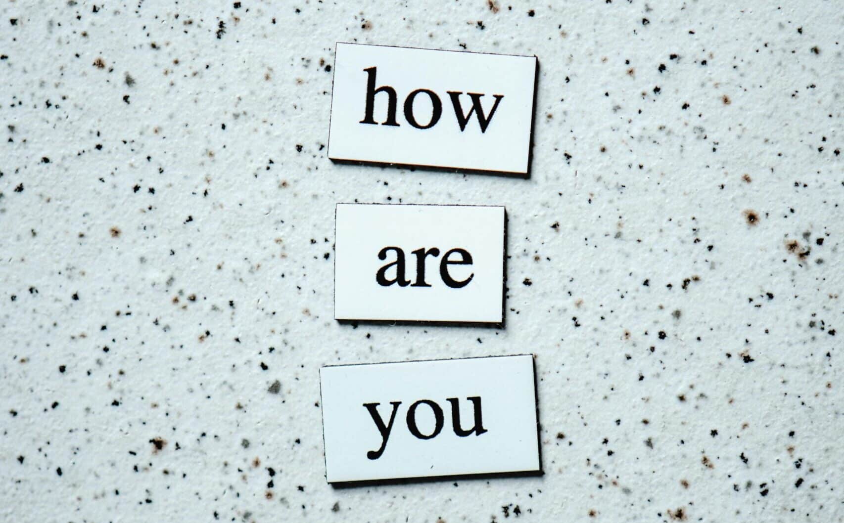 How to Say How Are You in Portuguese - Caminhos Languages